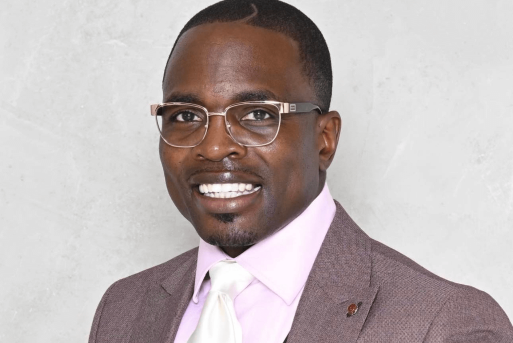 Lamor Whitehead, the 'Bling Bishop,' Sentenced to 9 Years in Prison ...