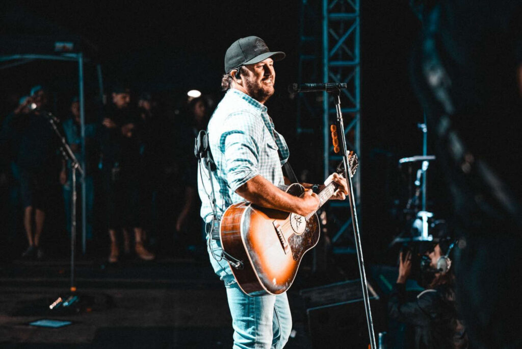 Luke Bryan Turns to Jesus in New Album: How Family Loss Shaped His ...