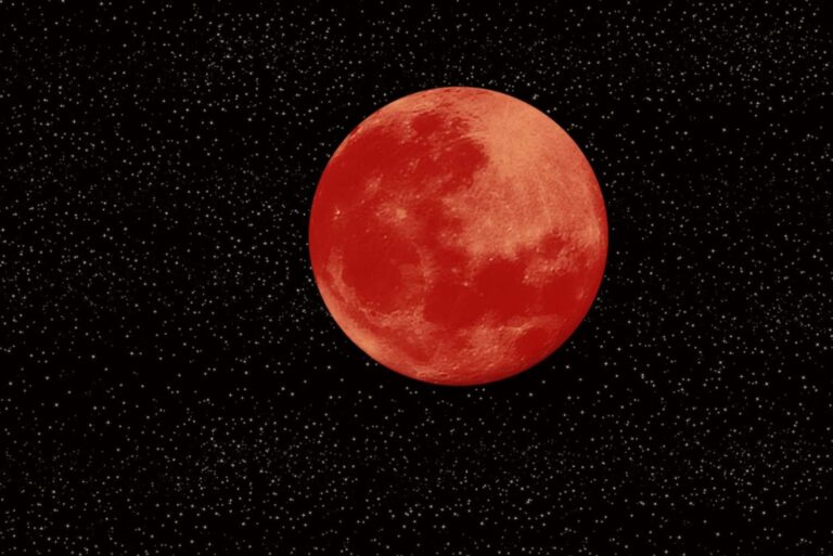 Morning Rundown: 3 Blood Moons Are Coming, and You Won't Believe When ...