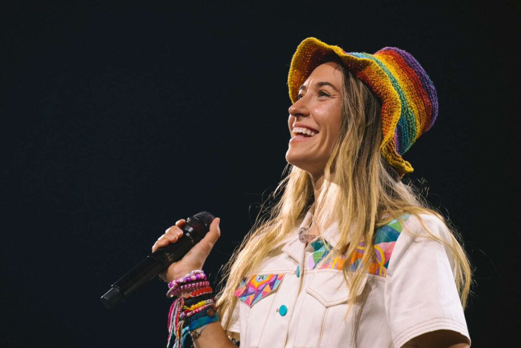 Lauren Daigle's End Times Warning to the Church: 'Tell the Truth ...