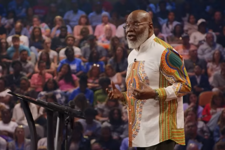 After The Potter's House: TD Jakes' Guest Sermon at Elevation Church ...