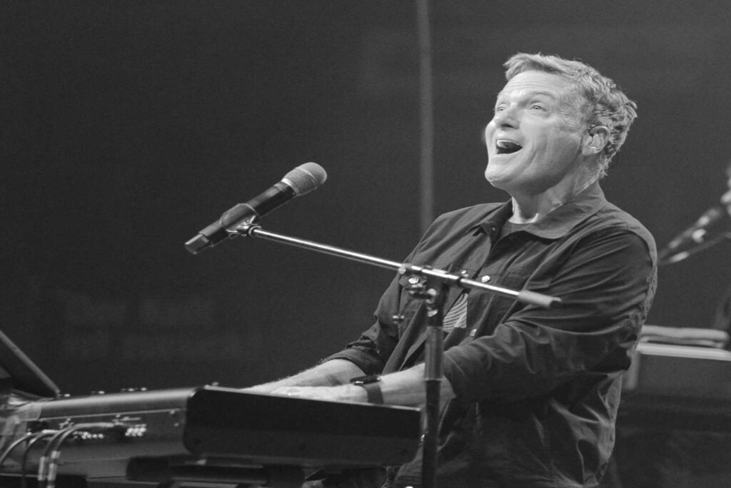 Michael W. Smith Opens Up About Faith, Fame and Giving All Glory to God ...