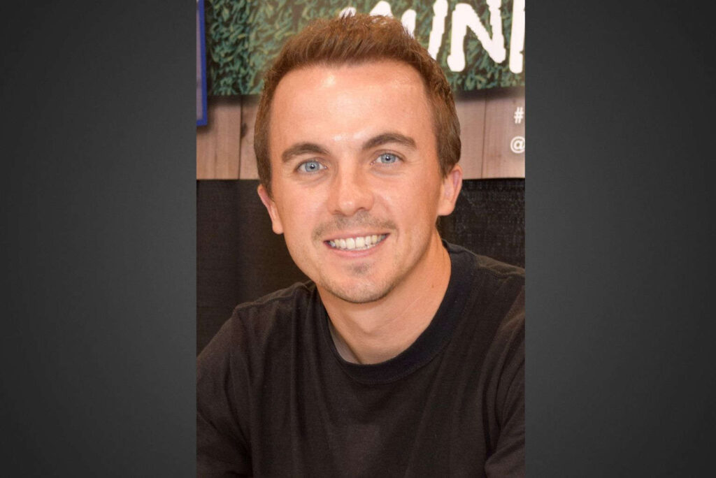 'Malcolm in the Middle' Star Frankie Muniz Declares He's 'Proud' to ...