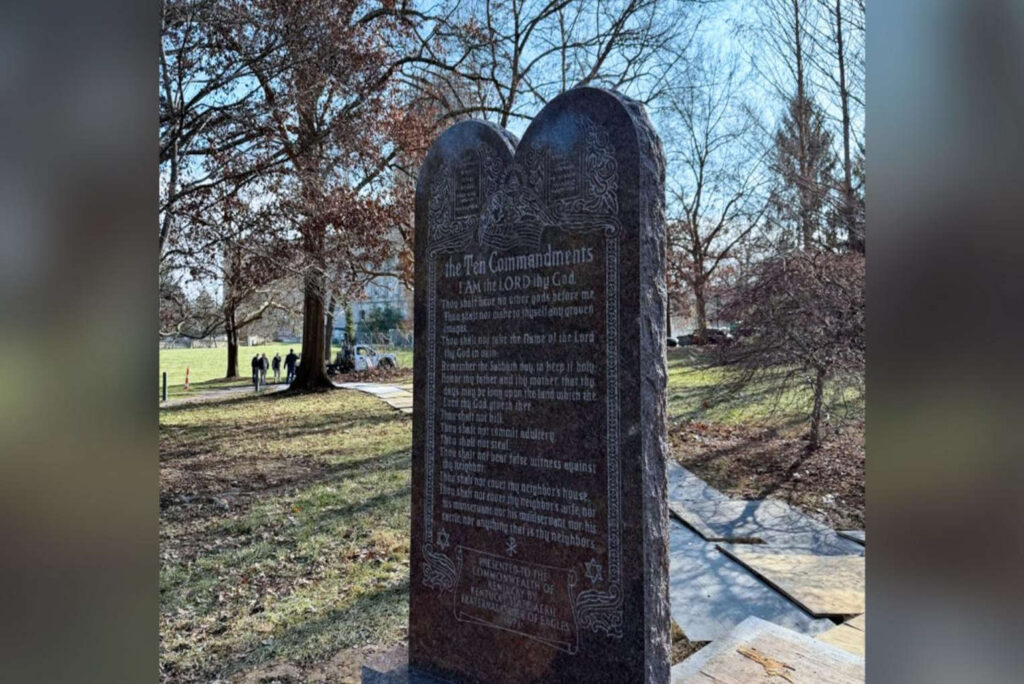 Ten Commandments Monument Restored at State Capitol - Charisma Magazine ...