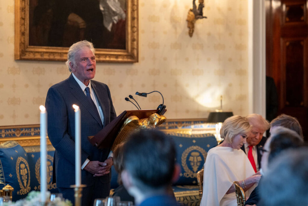 Rev. Franklin Graham Calls America to National Prayer and Repentance ...