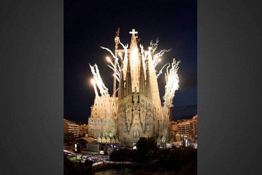 A Historic Moment: The Tower of Jesus Lights Up the Night Sky For the ...